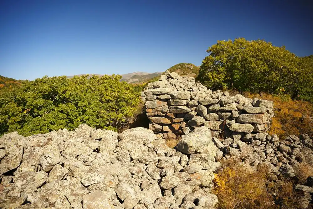 Թղիթ Ամրոց Կոտայքի Մարզ